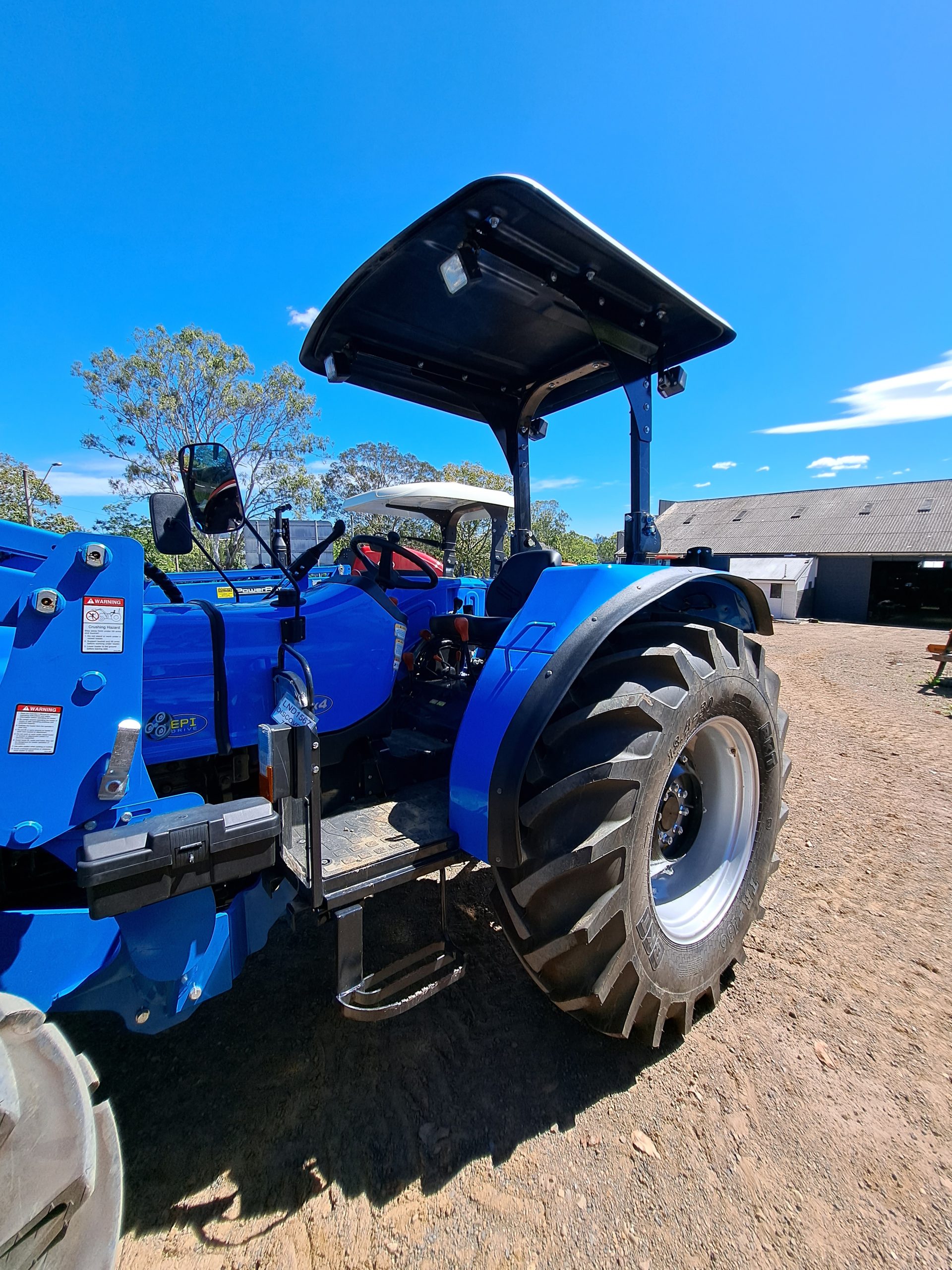 LANDINI DISCOVERY 75 4WD ROPS TRACTOR RTK1 - Sheathers Machinery